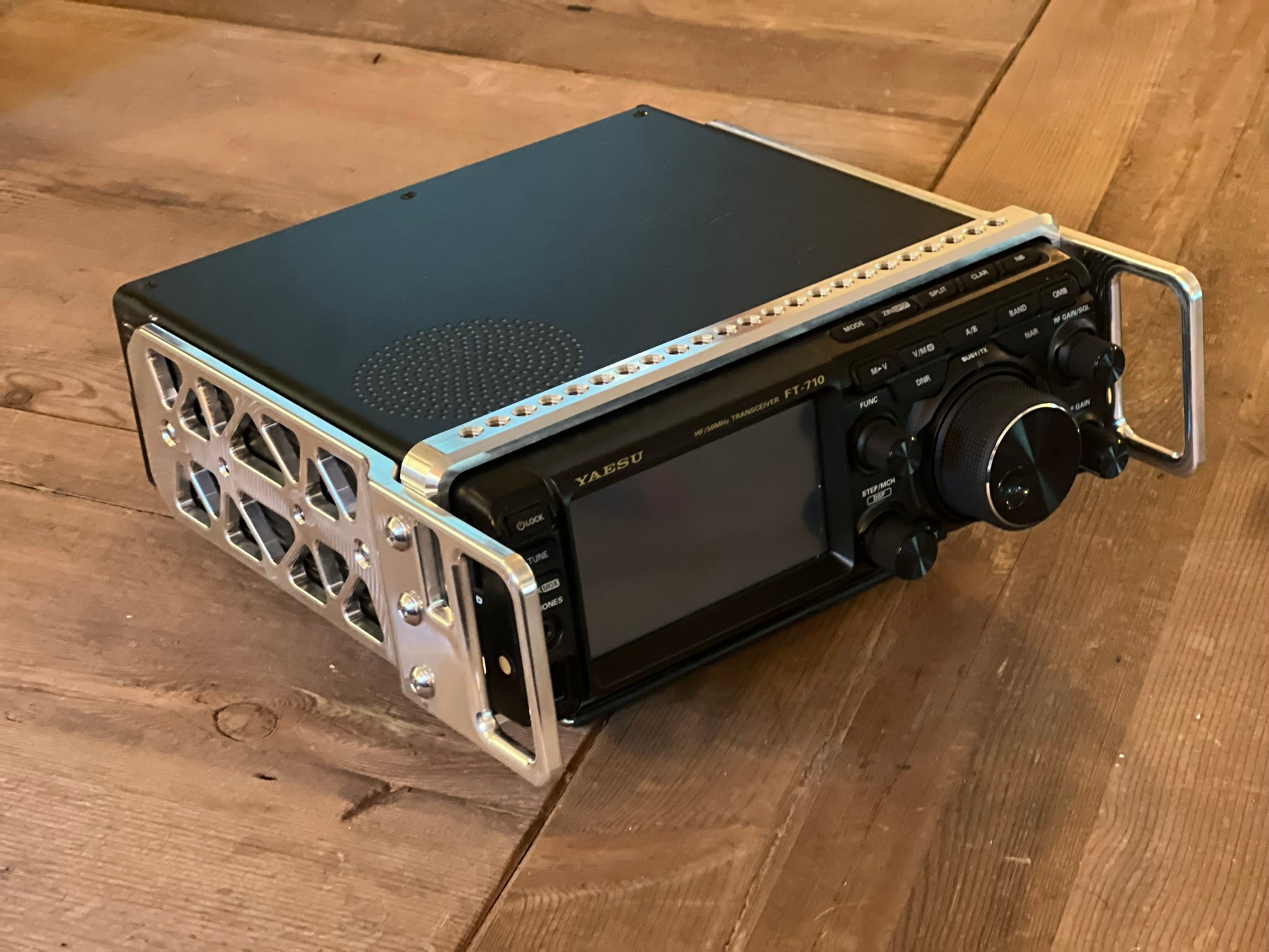 YAESU FT-710 FIELD CAGE – Peovi